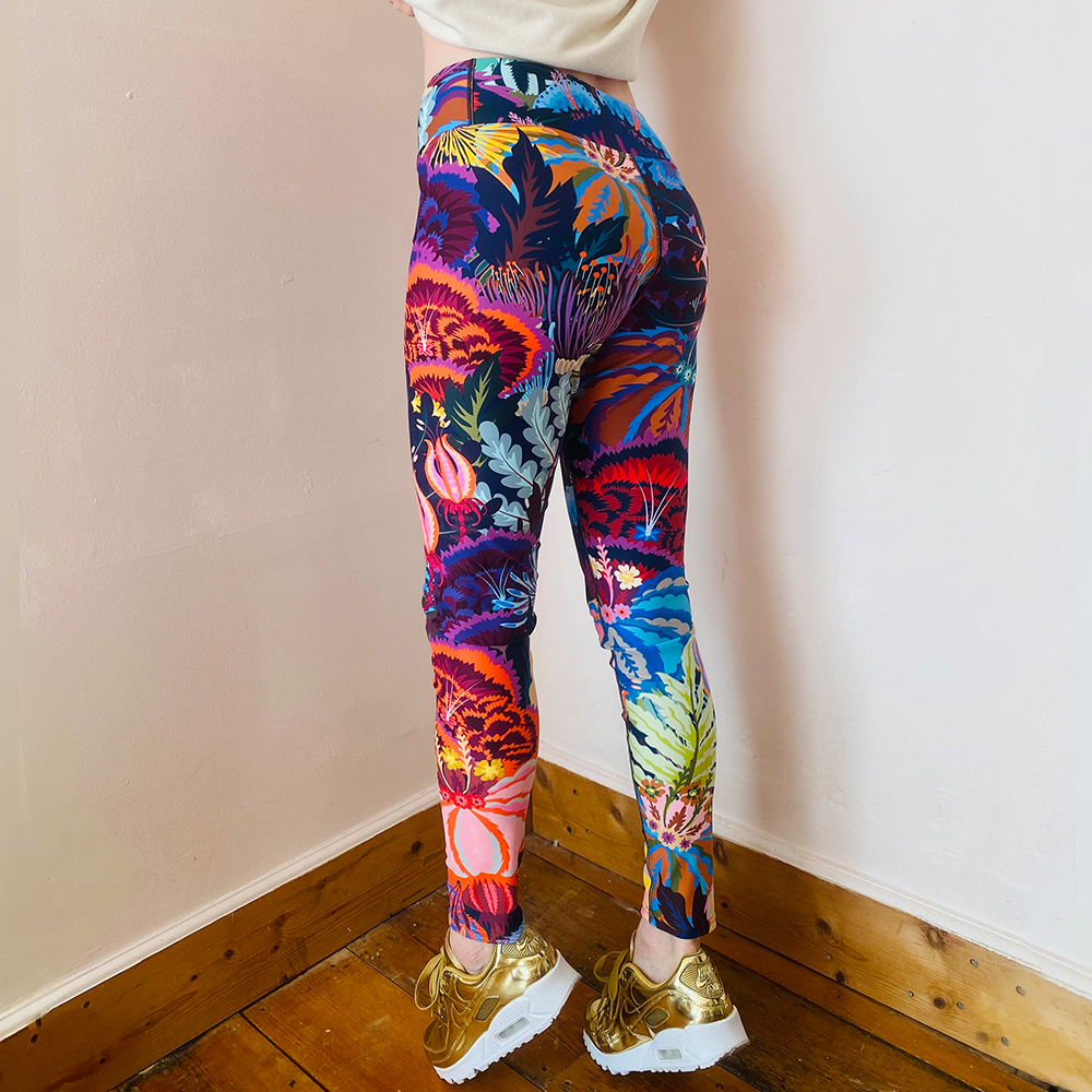 Mars Meadow Party Leggings – studiocoverdale